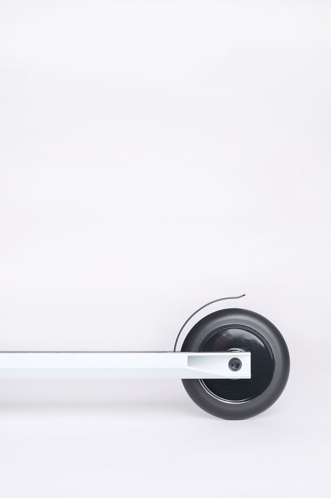 Pivot X-Ride White & Gold Scooter – Amnesia
